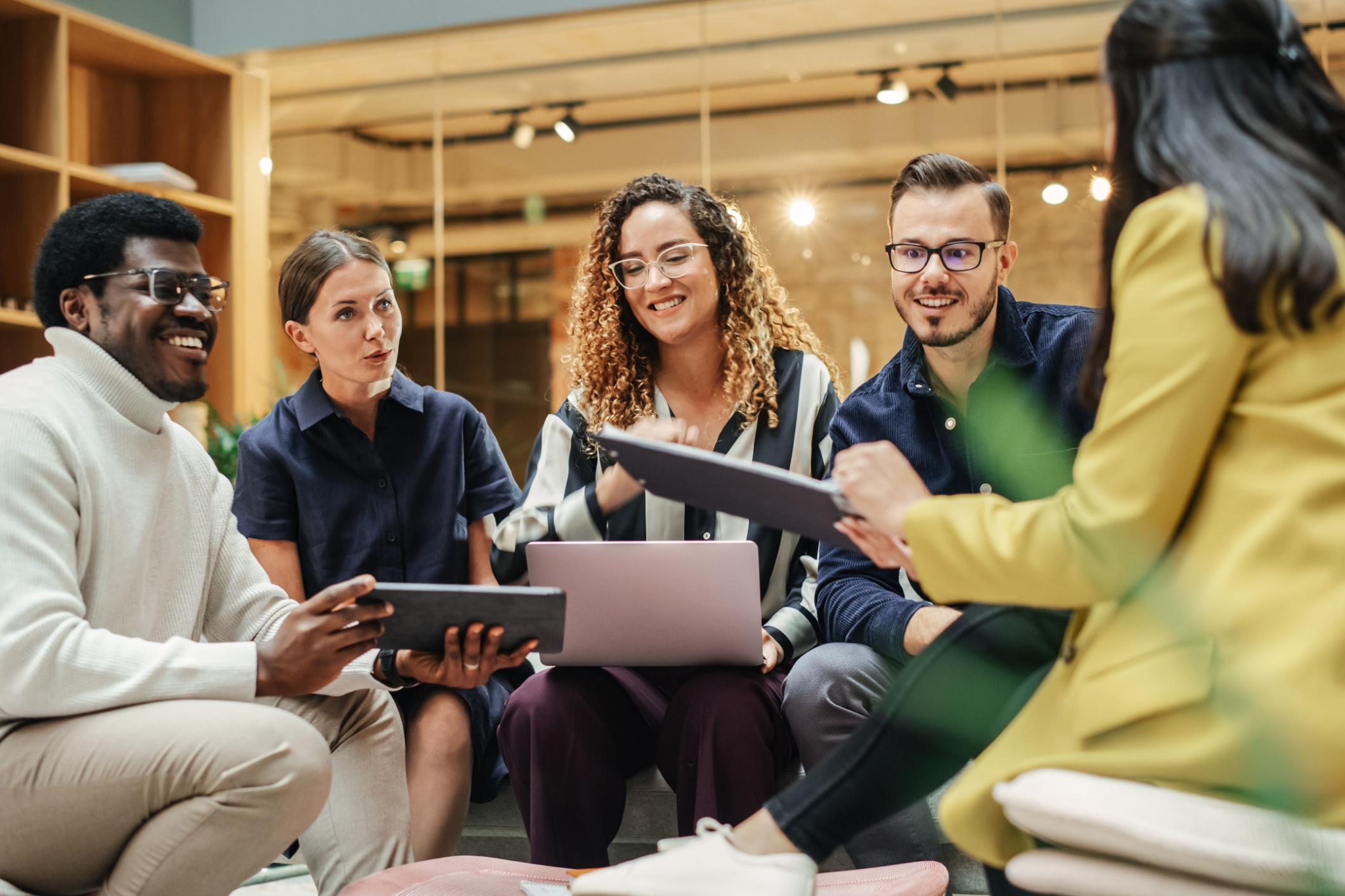 How to be culturally aware as a team leader | Hello Leaders AUS