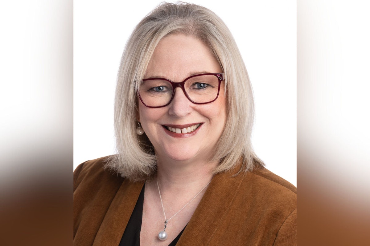 Resthaven executive Tina Cooper celebrates her retirement | Hello ...